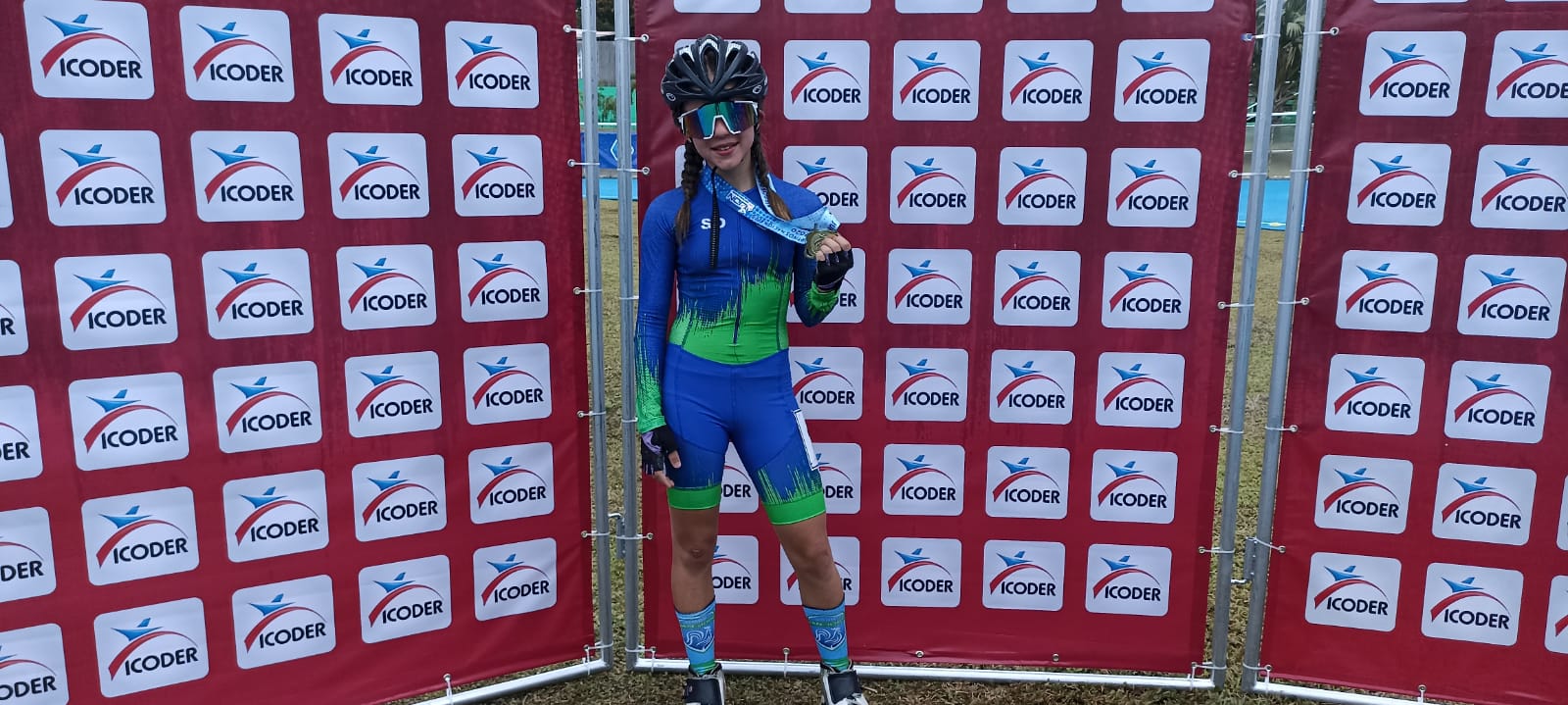 VICTORIA MOYA, DE SAN JOSÉ, GANA EL PRIMER ORO EN EL PATINAJE # ...